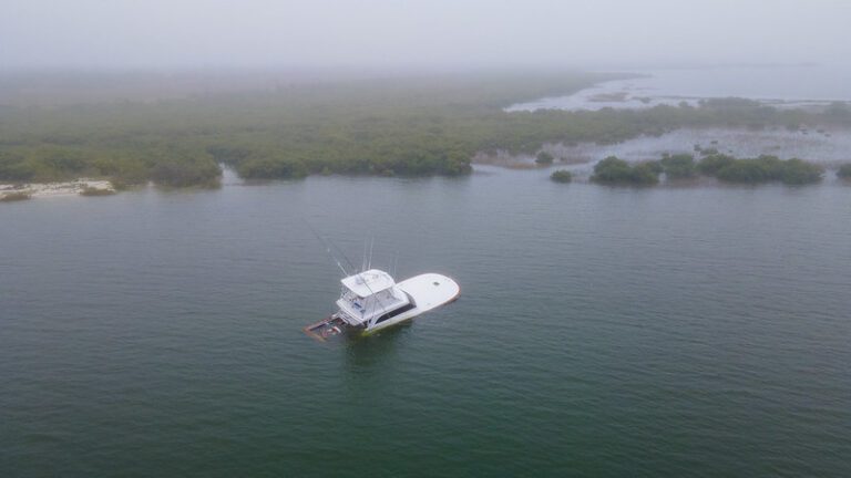 Small Boats, Big Problems - Oceana USA Small Boats, Big Problems - Oceana USA